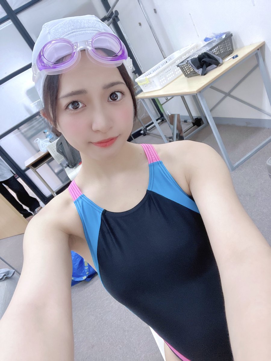 MVSD-536 Ich war auf einer Geschäftsreise mit zwei Absc