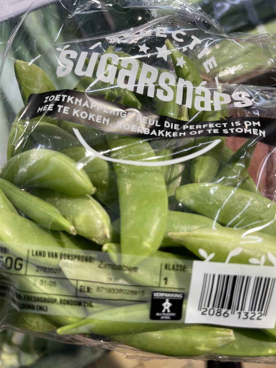 Sugar snap and Mange Tout peas from Zimbabwe in Lidl supermarket in Ter ...