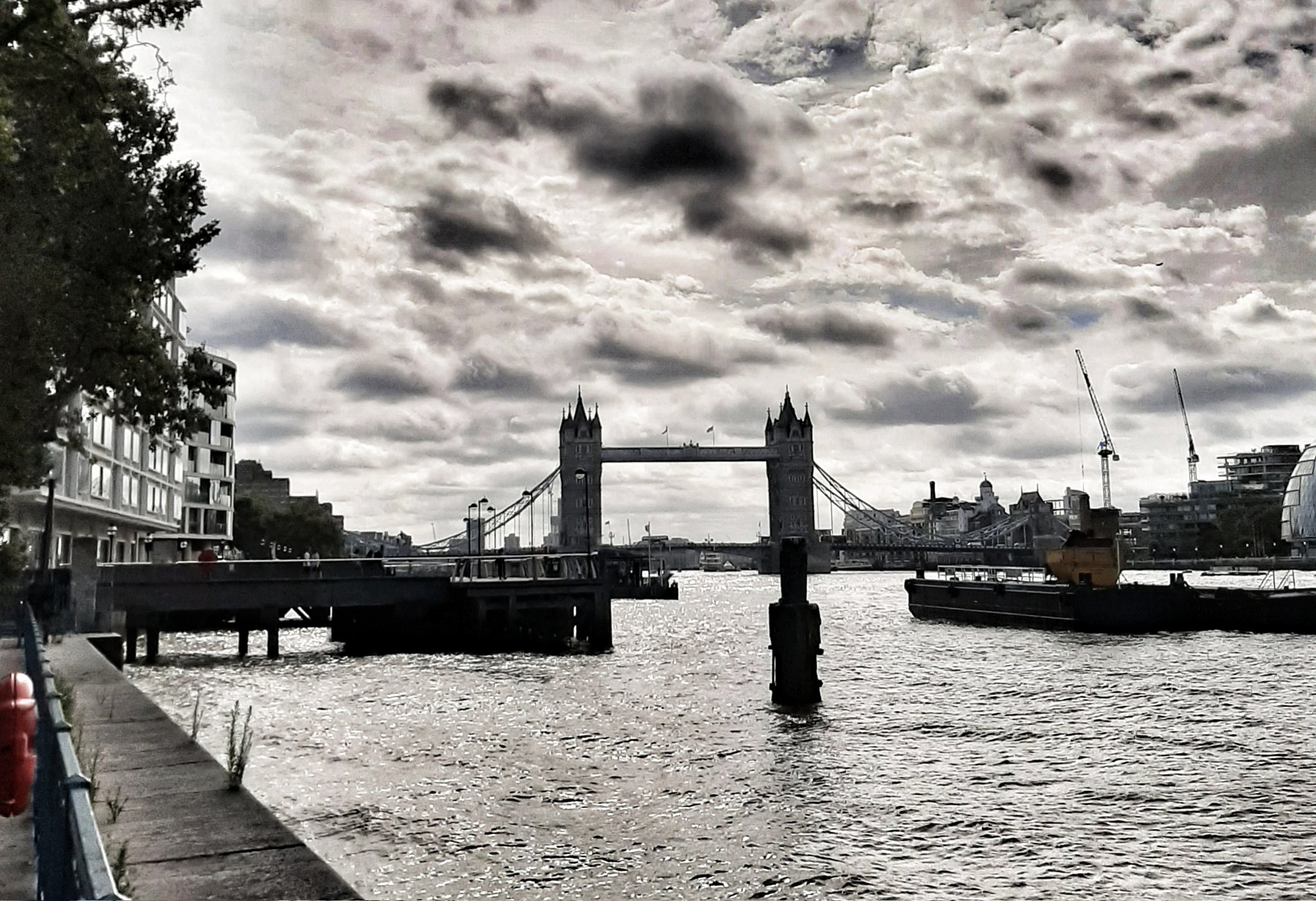 London Bridge At Morning