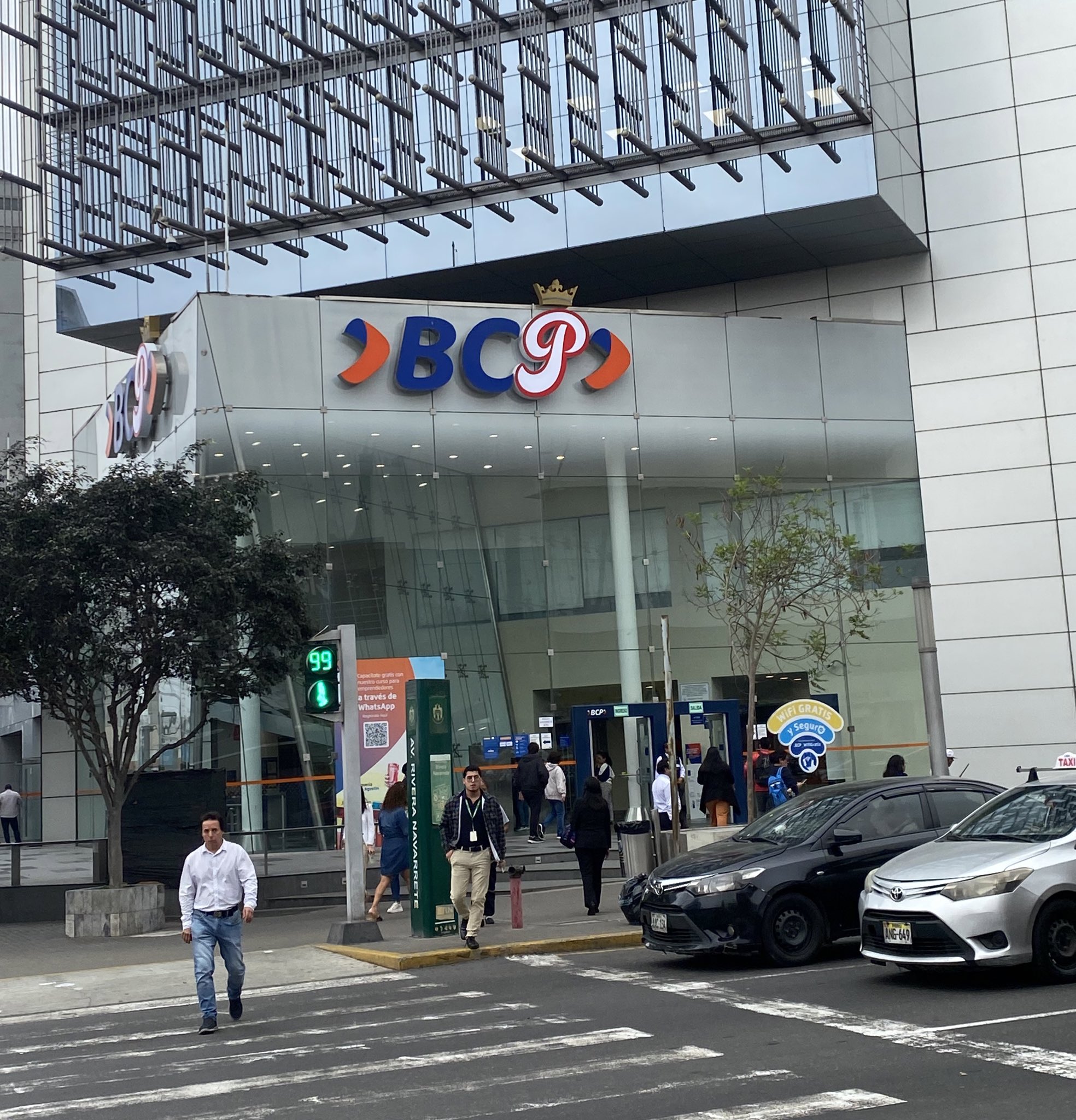 BCP y Pilsen fusionan logos y desatan intriga en redes: ¿Se avecina una ...