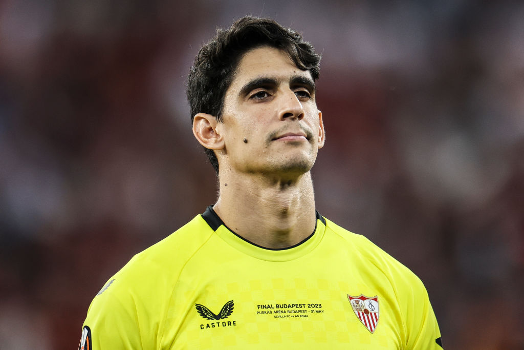 Al Hilal have reached an agreement with Sevilla to sign Yassine Bono on ...