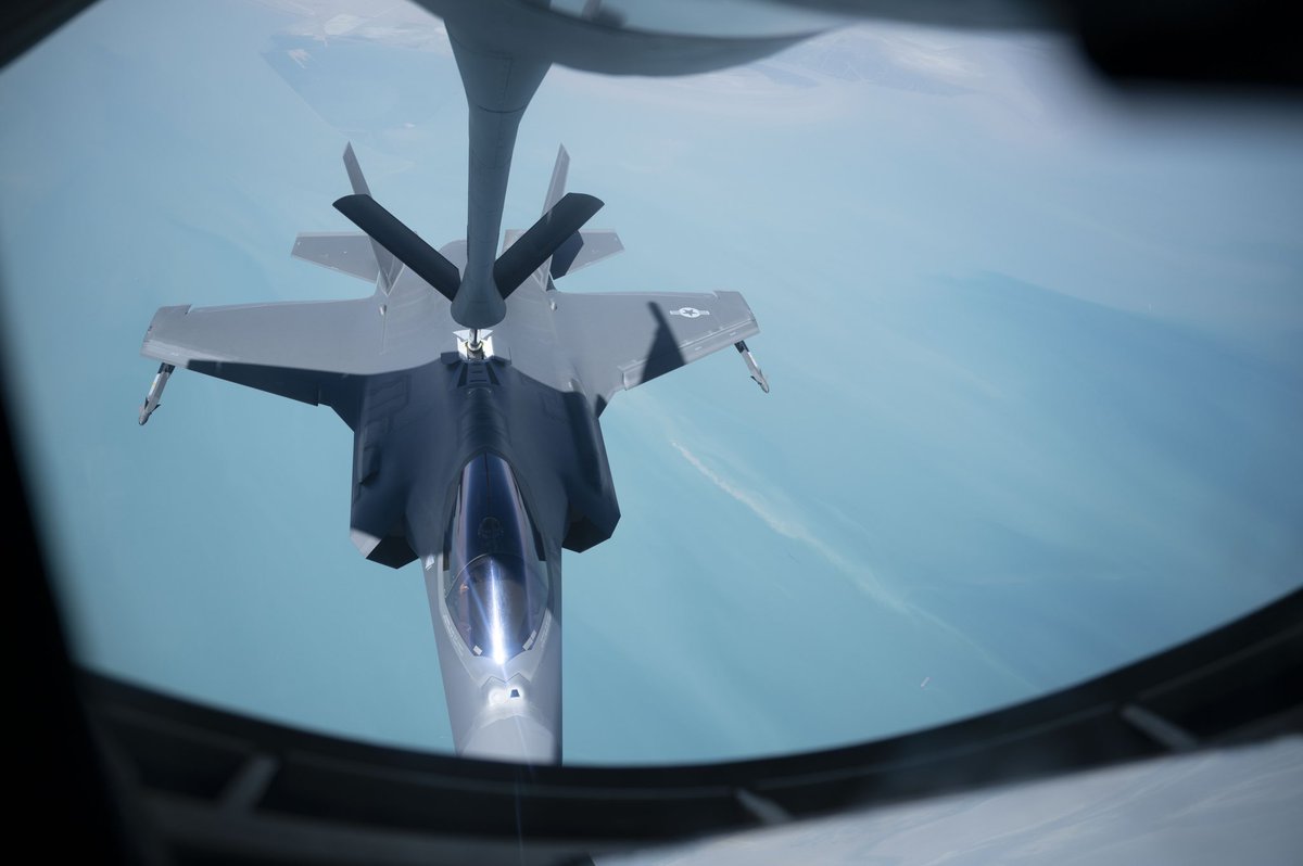 Espase Nasa Military Plane