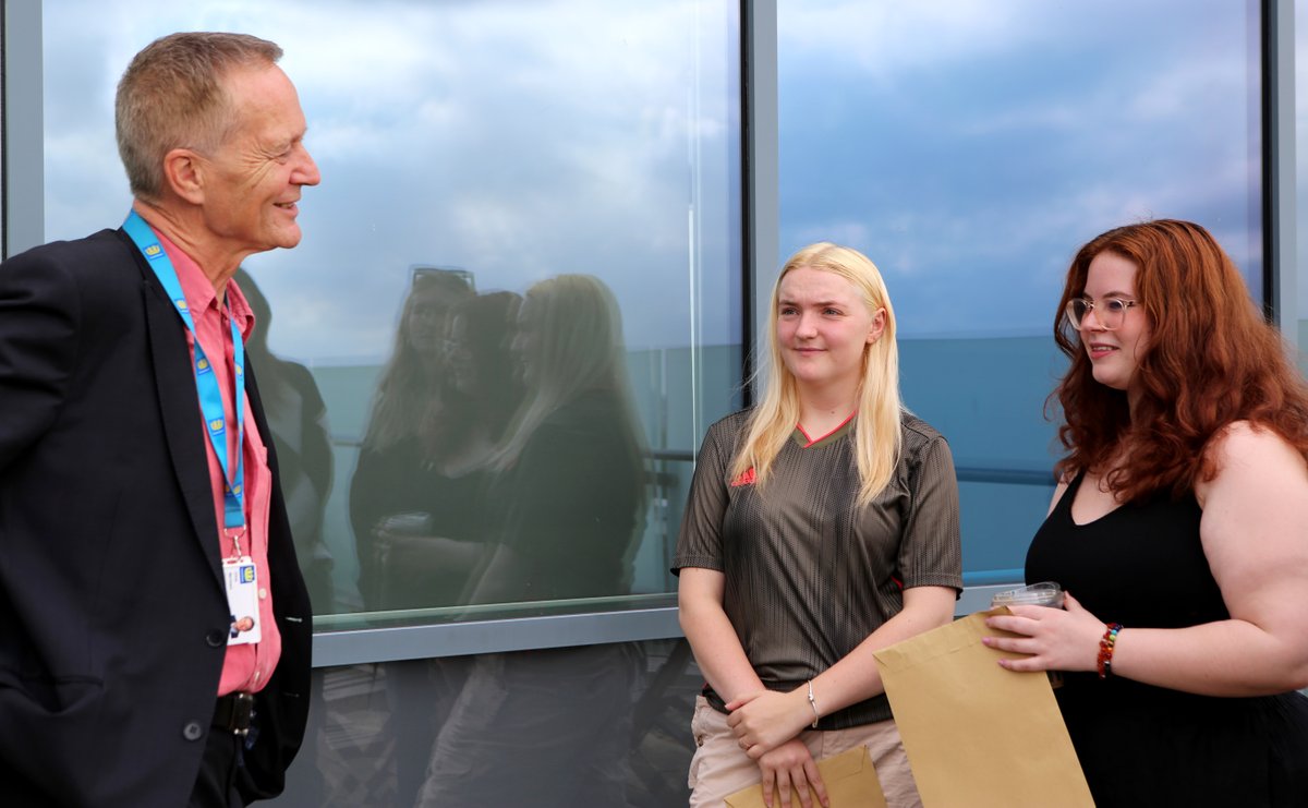 Welcome to The Sydenham & Forest Hill 6th Form