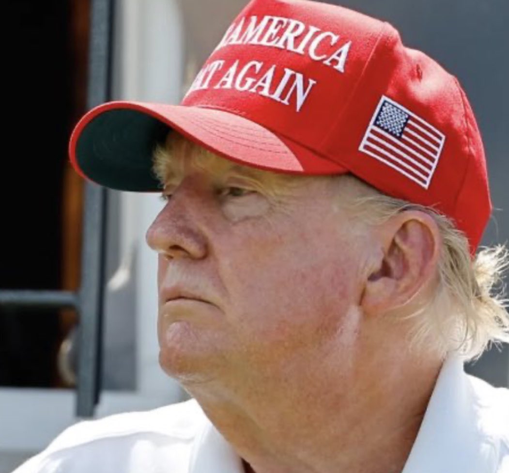 Joseph Paradis's Instagram, Twitter & Facebook on IDCrawl