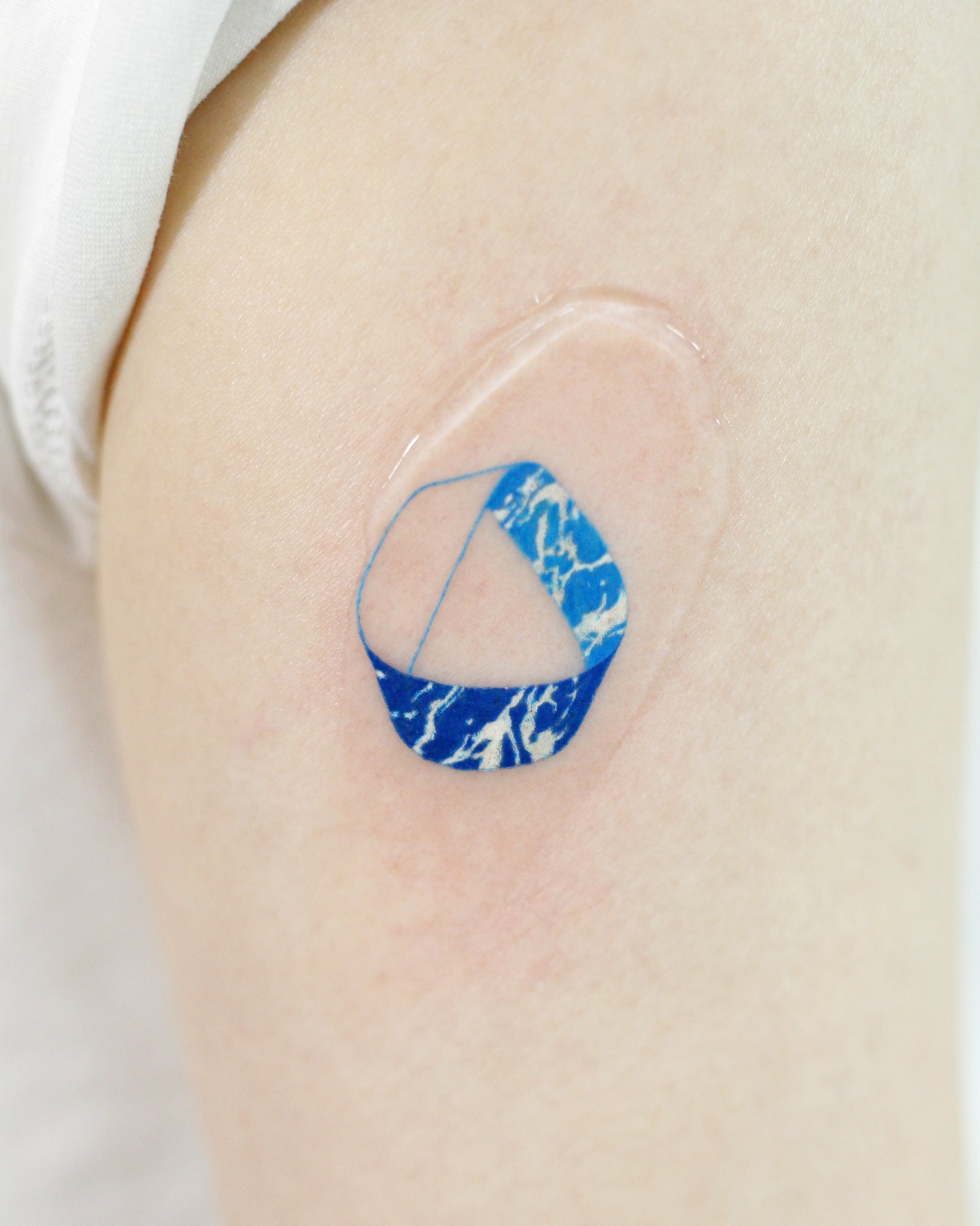 Mobius strip tattoo - Bronctattooaus.com