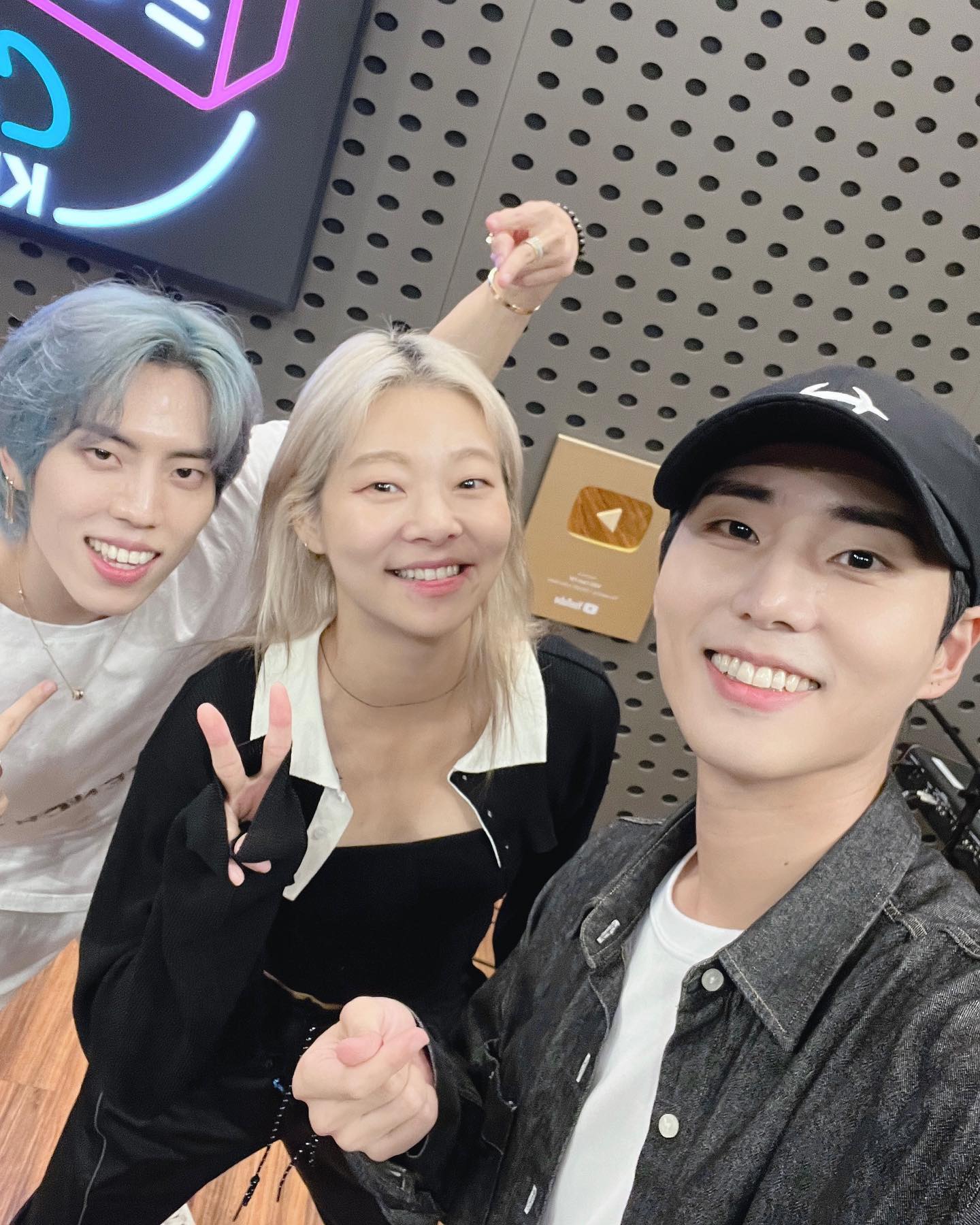 Infinite Dongwoo Selca