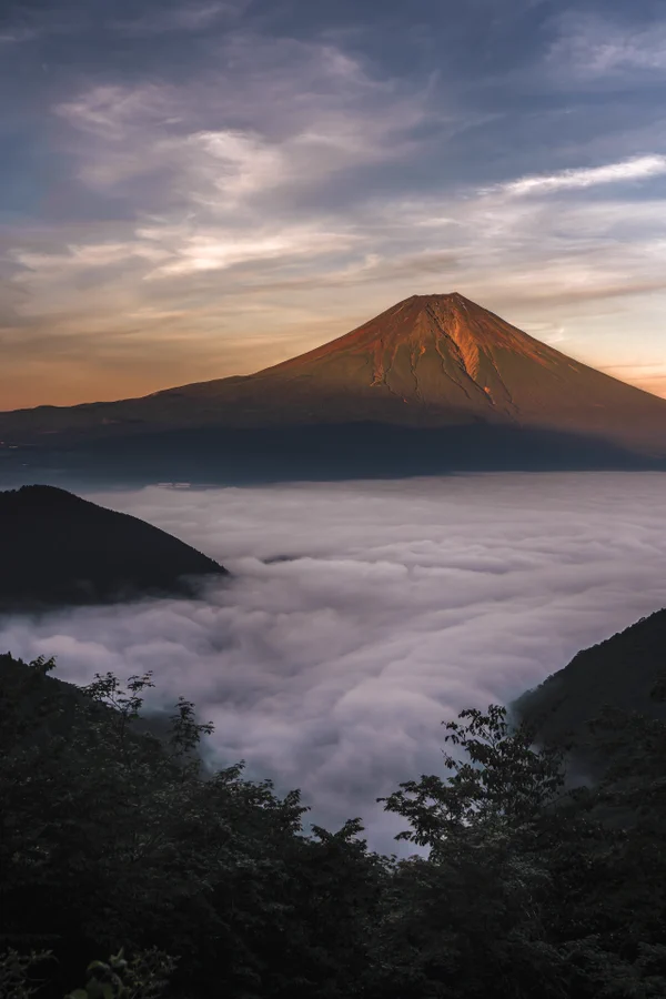 ツイッター・アカウント bee(@bee_tk_)さん投稿の"夕焼けに富士山": 我家のIT化