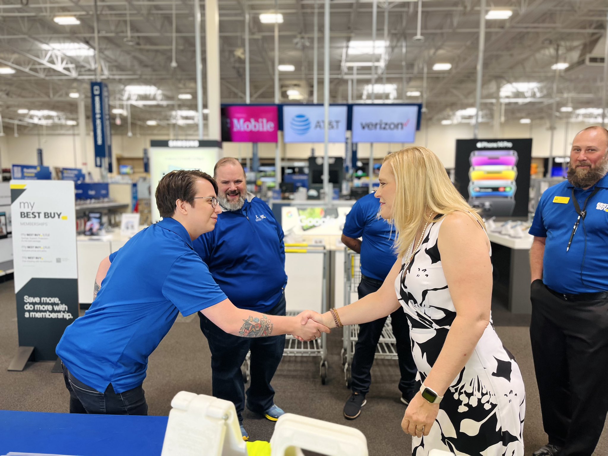 Best Buy Mobile Employee