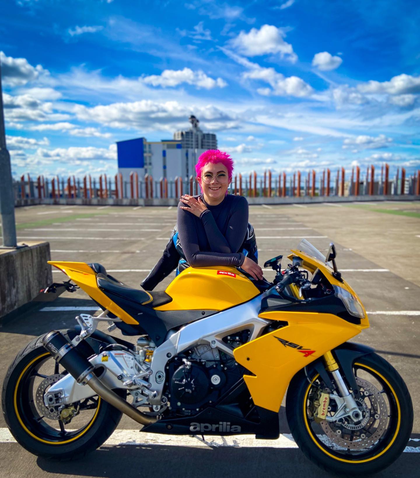 Aprilia Rsv4 Yellow