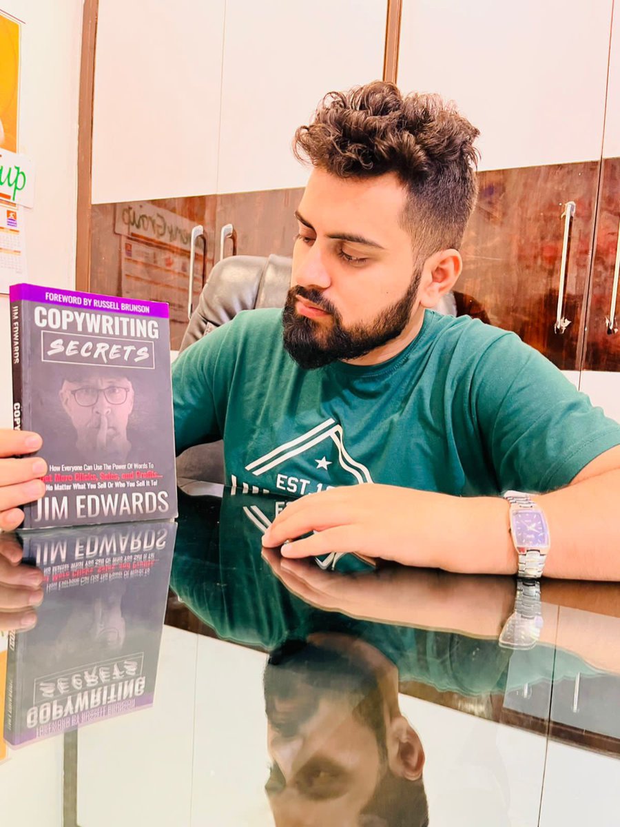 𝟏𝟎 𝐍𝐨𝐧𝐟𝐢𝐜𝐭𝐢𝐨𝐧 𝐁𝐨𝐨𝐤𝐬 𝐓𝐡𝐚𝐭 𝐓𝐚𝐮𝐠𝐡𝐭 𝐌𝐞 𝐌𝐨𝐫𝐞 𝐓𝐡𝐚𝐧 𝐌𝐲 𝐂𝐨𝐥𝐥𝐞𝐠𝐞 𝐃𝐞𝐠𝐫𝐞𝐞 ... 1 ...