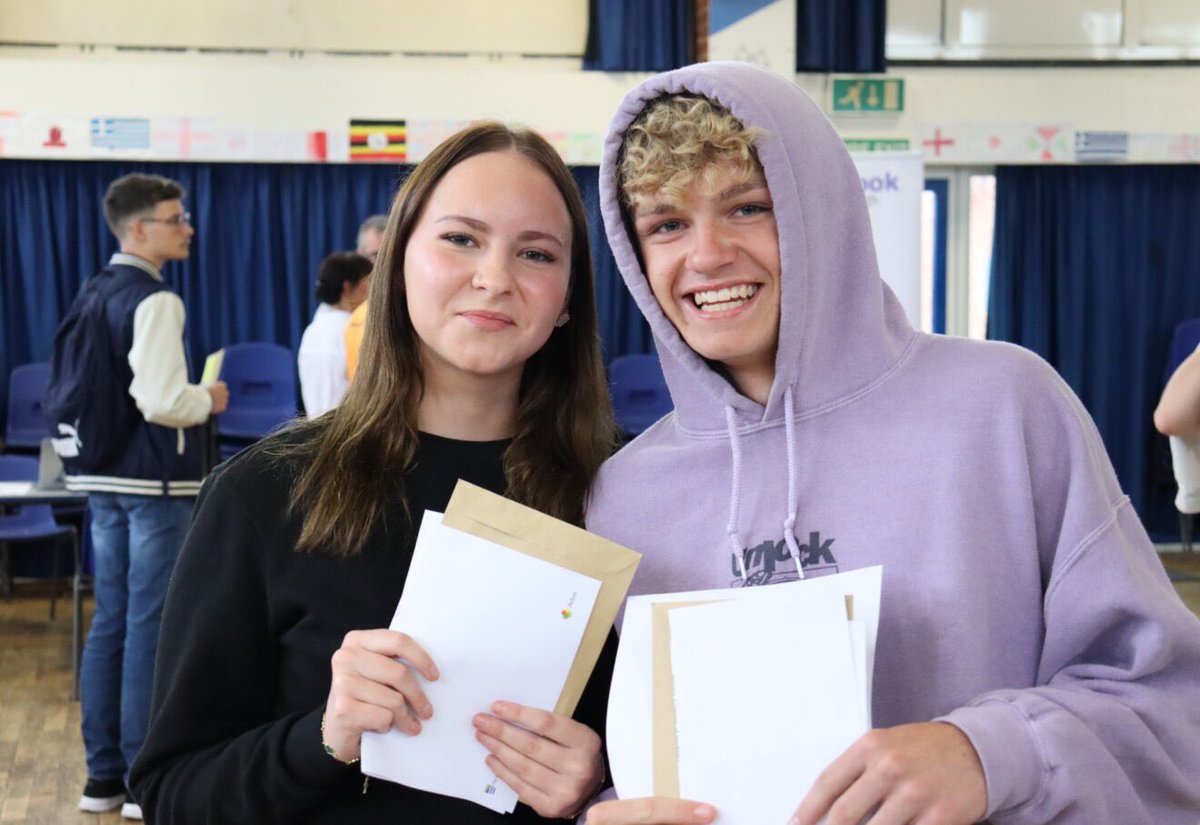 The Emmbrook School - Home