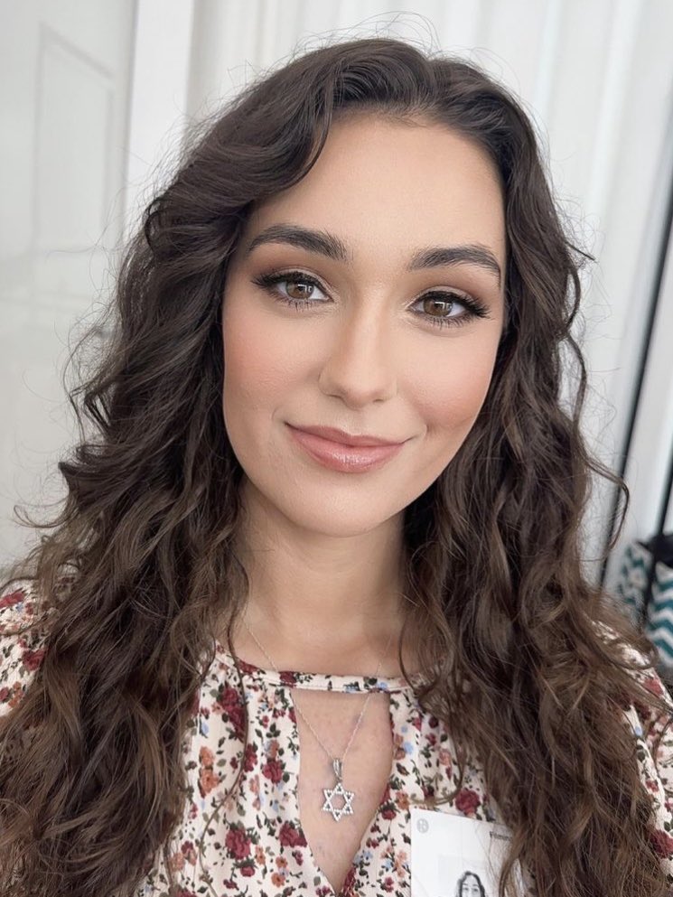 Taylor Silverman's Instagram, Twitter & Facebook on IDCrawl