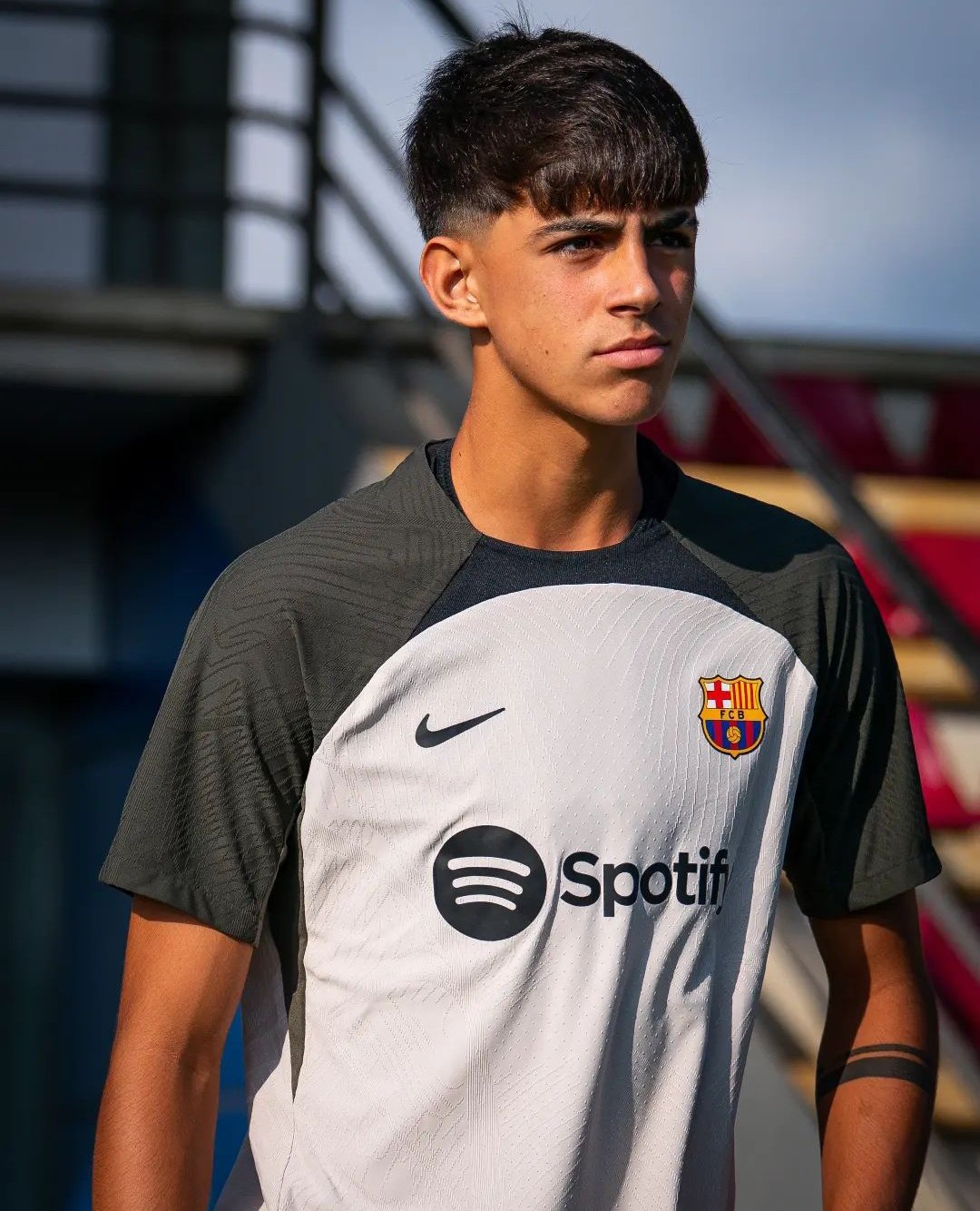 Xavi đã tìm ra cầu thủ tài năng nhất lò La Masia mọi thế hệ