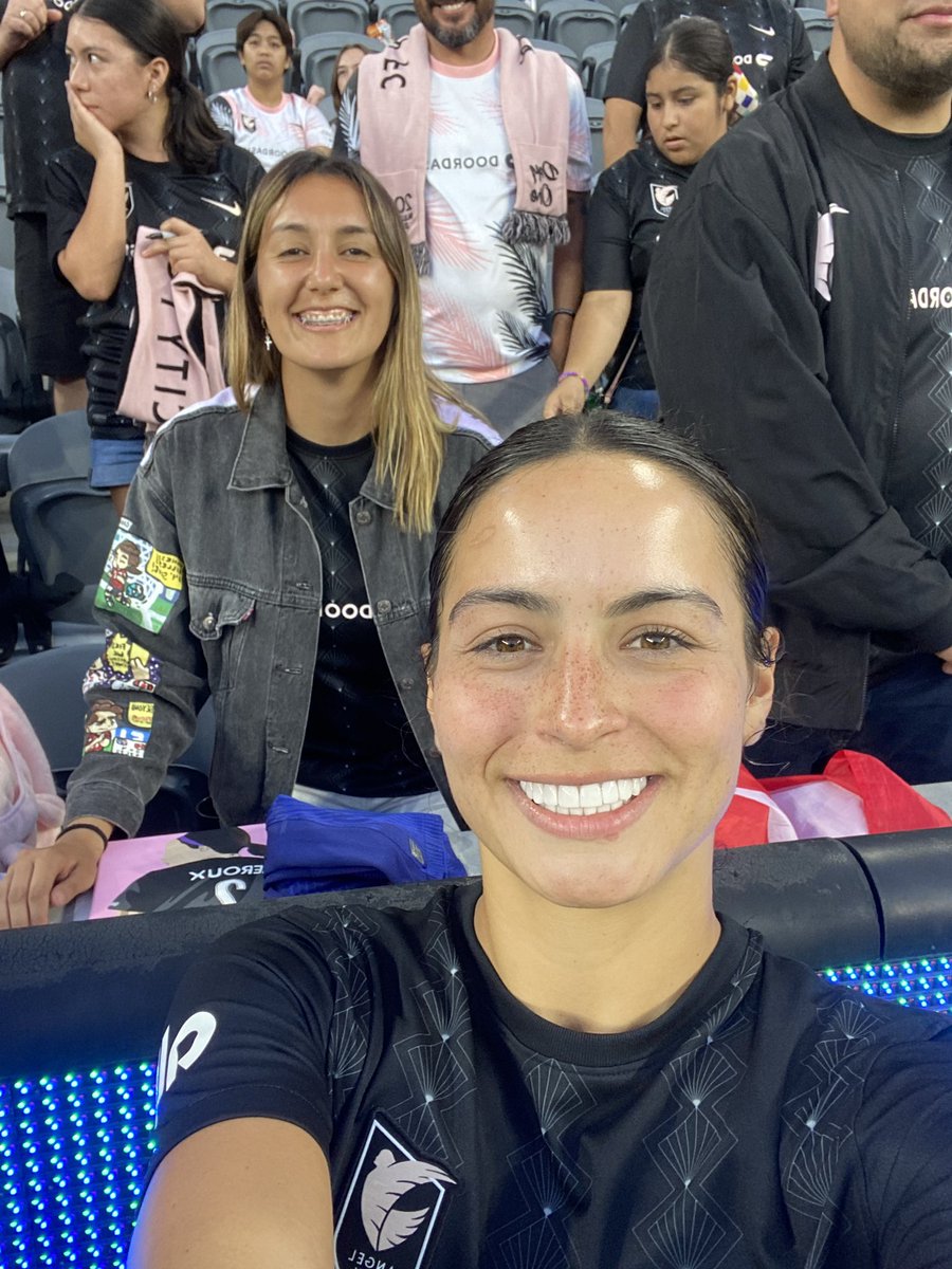 Angel Mackenzie's Instagram, Twitter & Facebook on IDCrawl