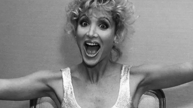 Mark Hamill, James Gunn And More Pay Tribute To Original Harley Quinn ...