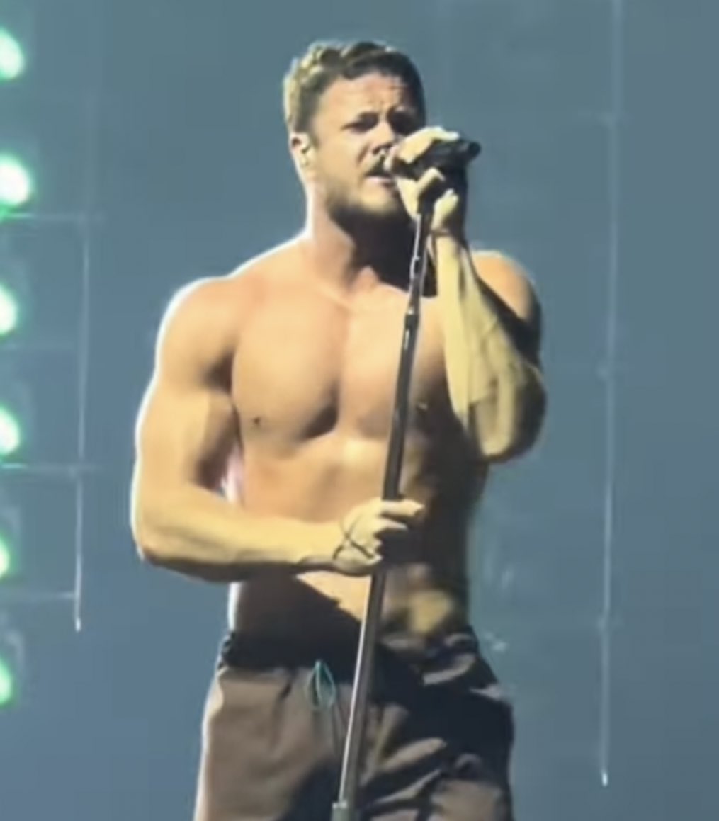 Shirtless Country Singers