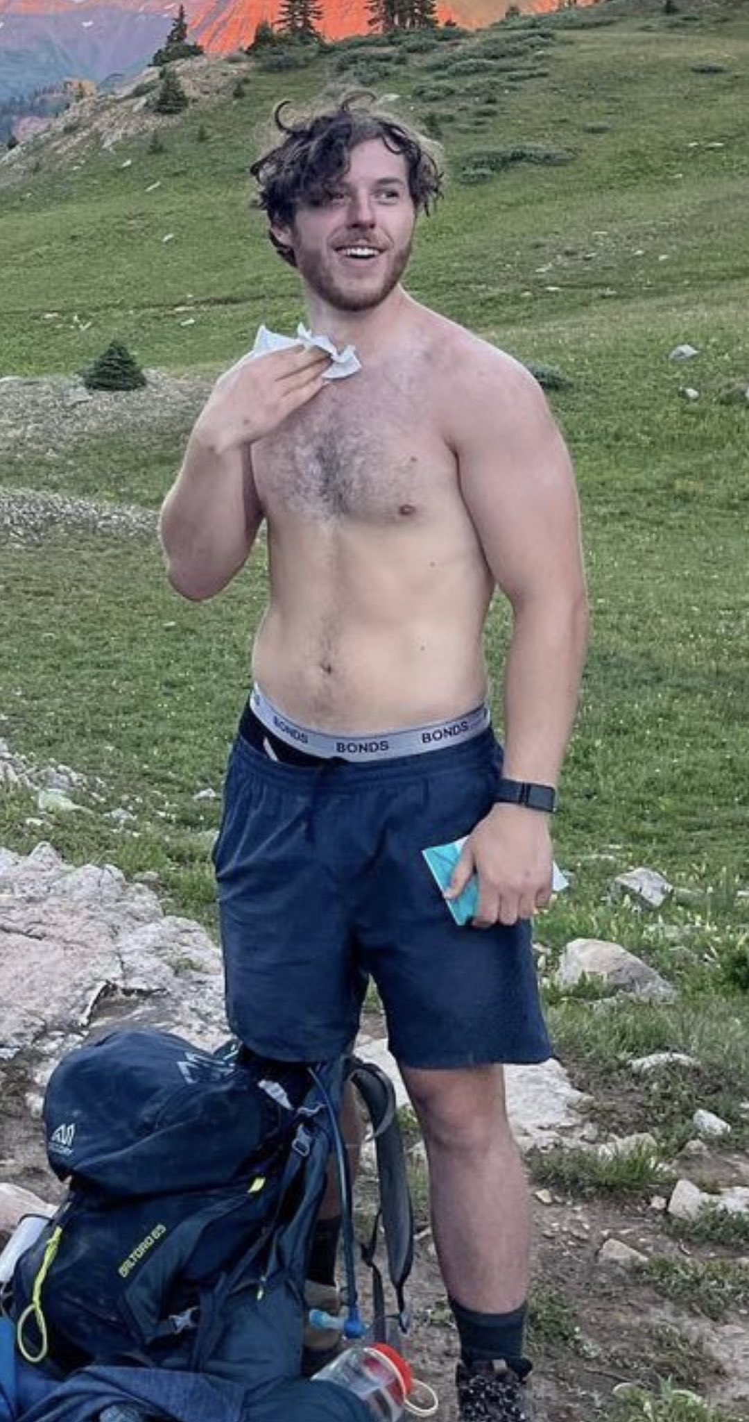 Nolan Gould Underwear Modern Family's Nolan Gould Shows Buff Physique