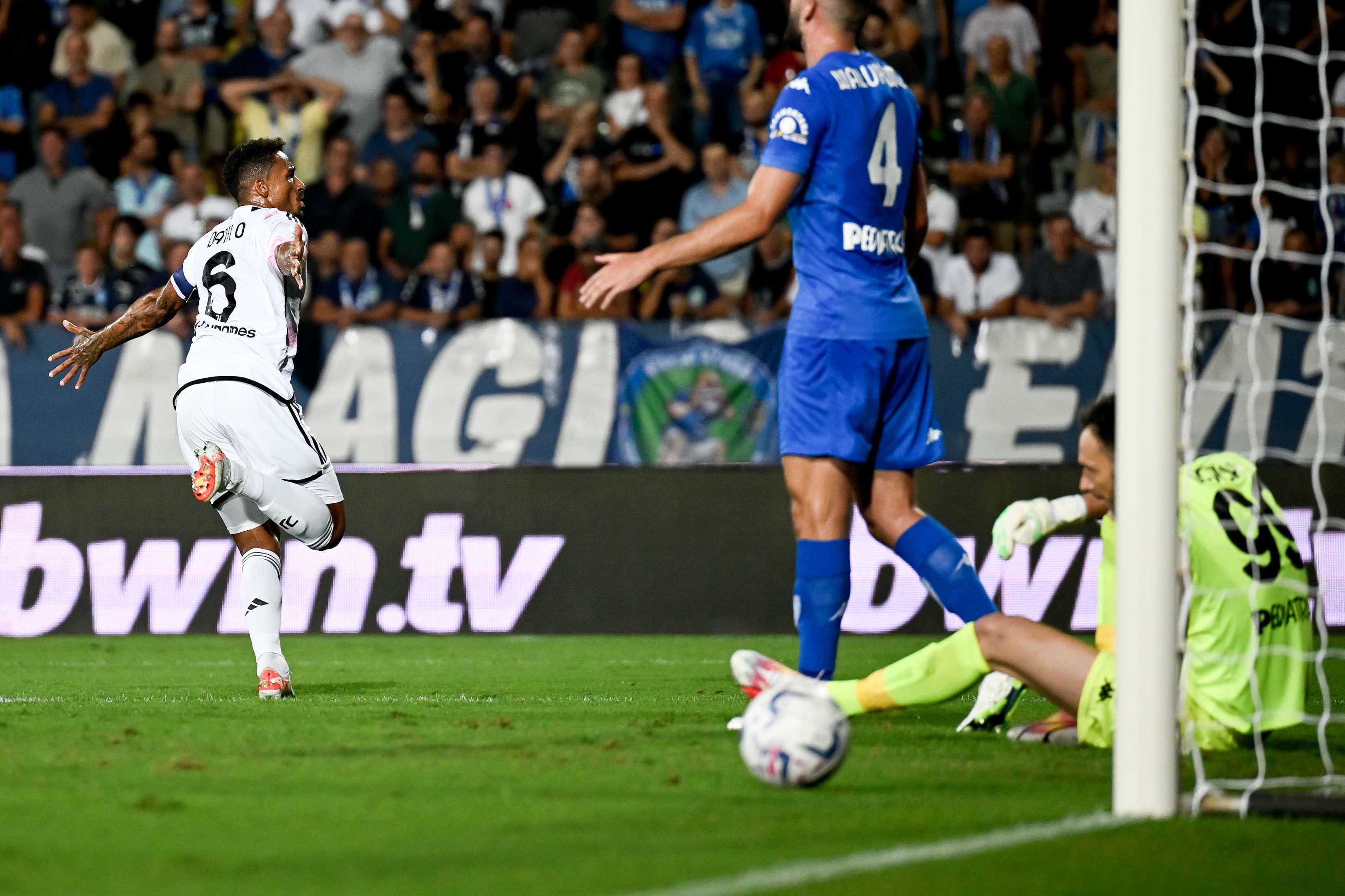 ม้าลายเด็ดขาดสอยเอ็มโปลี2-0 - Rakball | รวบรวมไฮไลท์ฟุตบอล ไฮไลท์บอล คลิปฟุตบอล ดูบอลย้อนหลัง