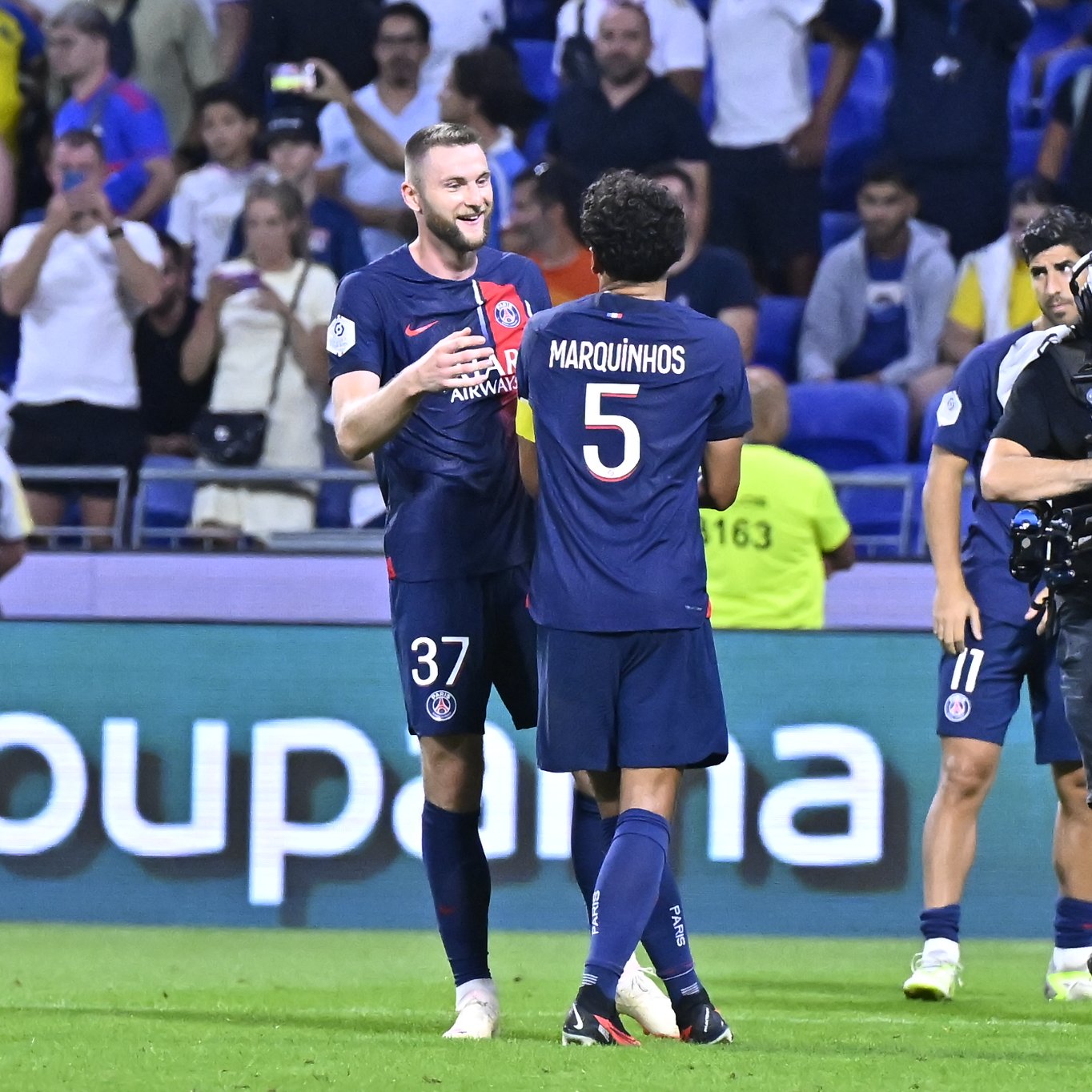 ปารีสเริ่มติดเครื่องบุกถล่มลียง4-1 - Rakball | รวบรวมไฮไลท์ฟุตบอล ไฮไลท์บอล คลิปฟุตบอล ดูบอลย้อนหลัง