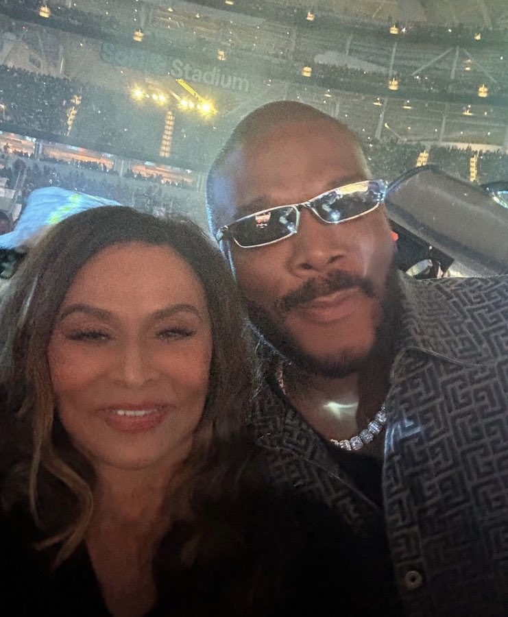 Tina Perry's Instagram, Twitter & Facebook on IDCrawl