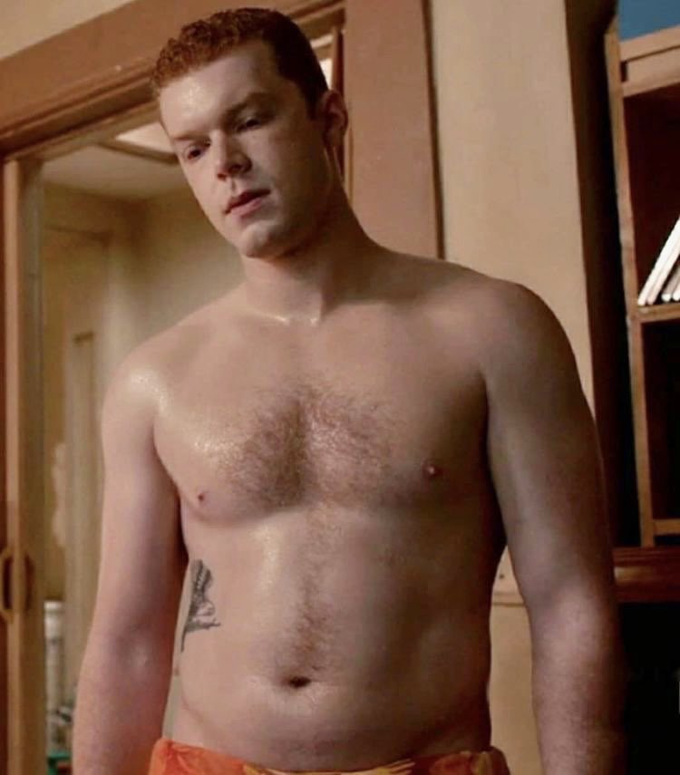 Cameron Monaghan Shirtless