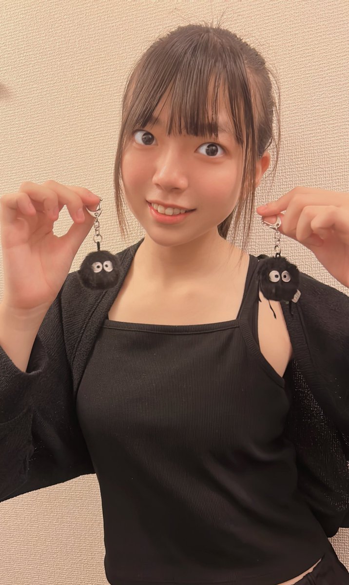 【画像あり】小6女子「あと2日で12歳」 おっぱいはもう大人じゃないか！ [808139444]