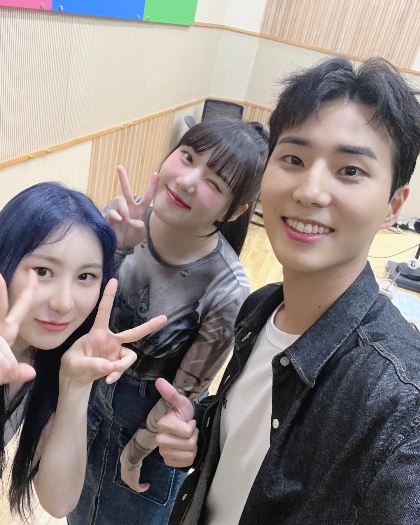 [BUDDY+Na.V+LUVU+WOORIN]Yerin個人迷你二專[Ready, Set, LOVE]大發 (37) | LIHKG 討論區