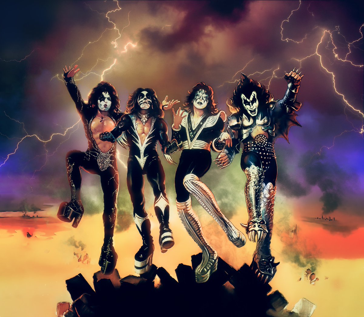 Kiss Destroyer Wallpaper