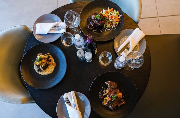 Under $35 Restaurants in Harare perfect for Romantic Dates [ A Thread 🧵 ...