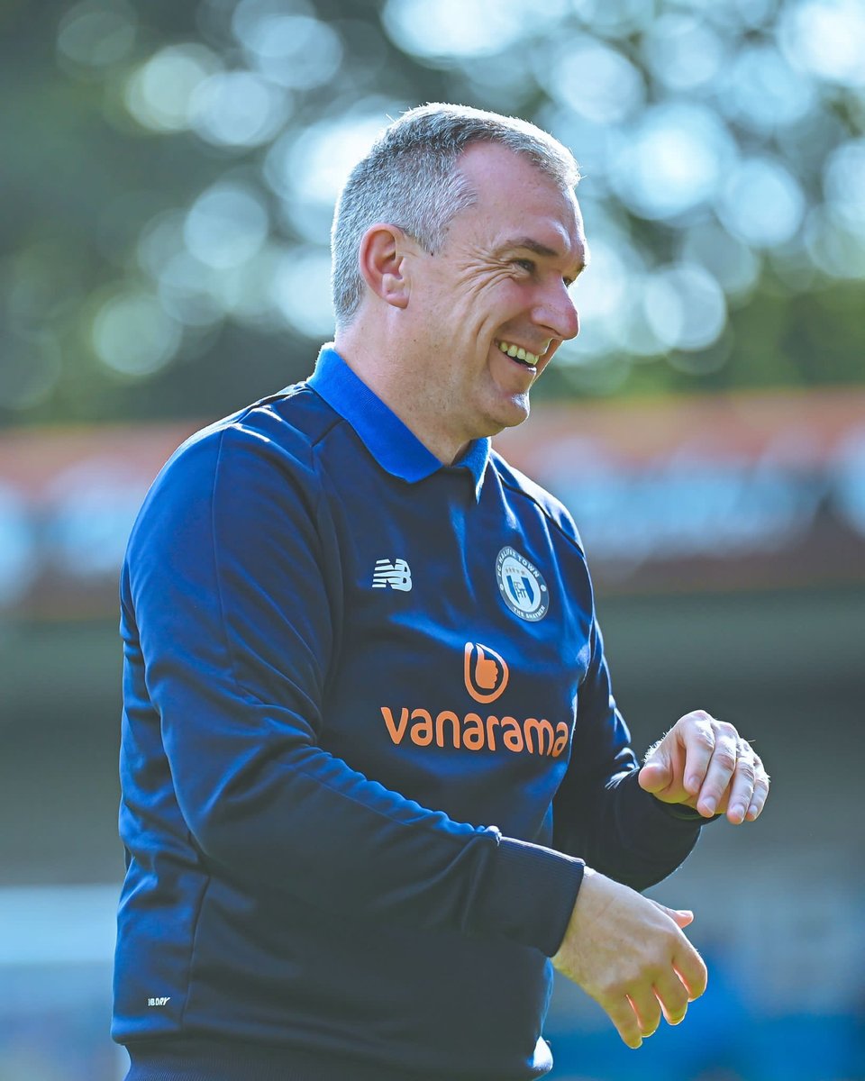 Dagenham & Redbridge: Match Preview - FC Halifax Town