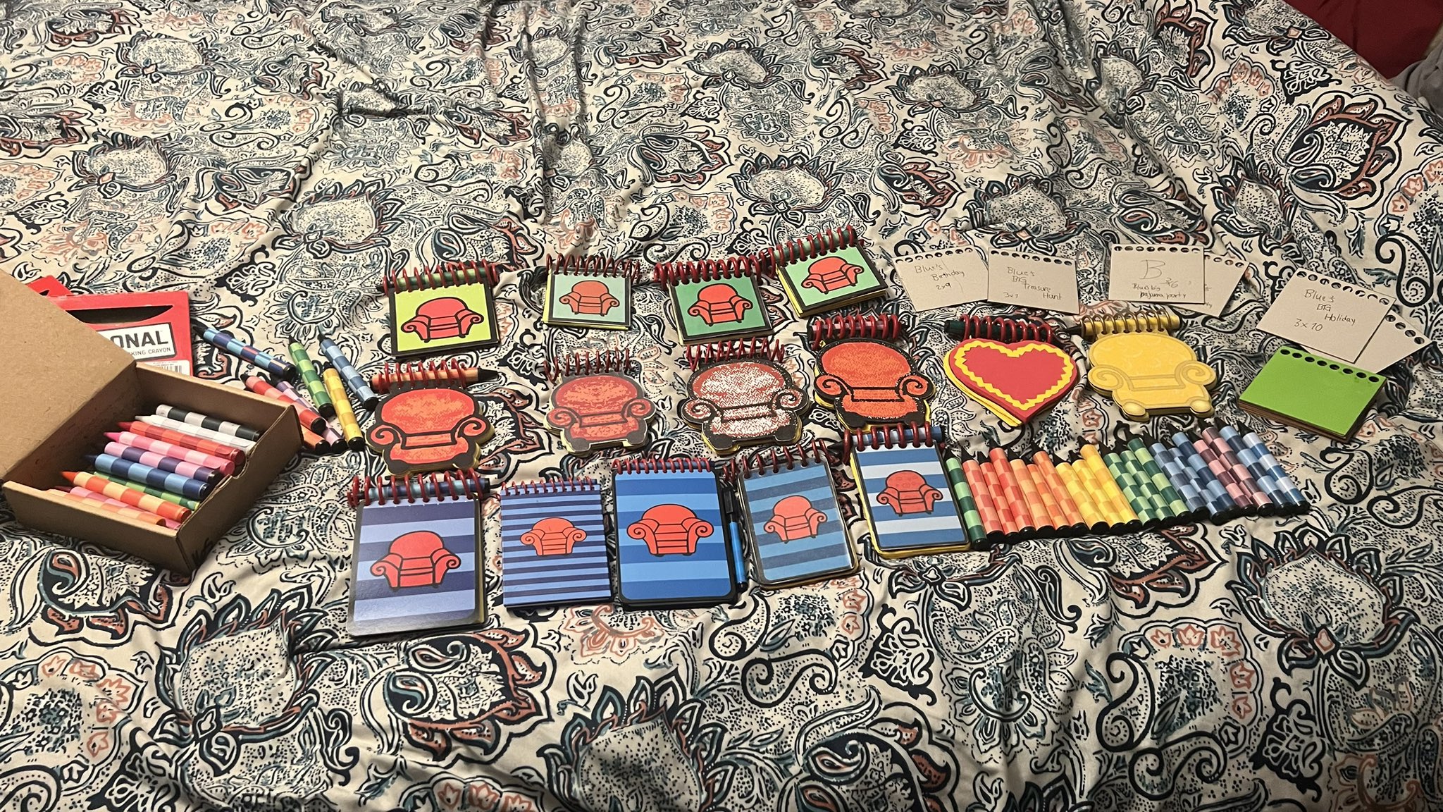 Blues Clues Notebook Crayon NickALive!: Introducing The Handy Dandy