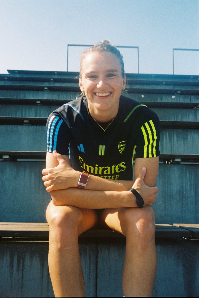 AWFC 🤝 Film photography - Thread from Arsenal Women @ArsenalWFC - Rattibha