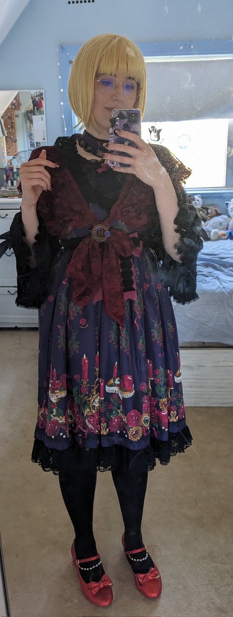 「Dressed as miss rook hunt for tea party 」| Billie🌸 のイラスト