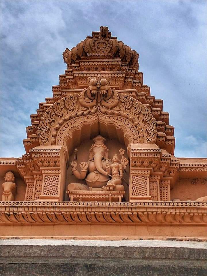 The Temple Which Has 32 forms of Lord Ganesha 🚩🚩 🌹 Nanjanagudu, is a ...