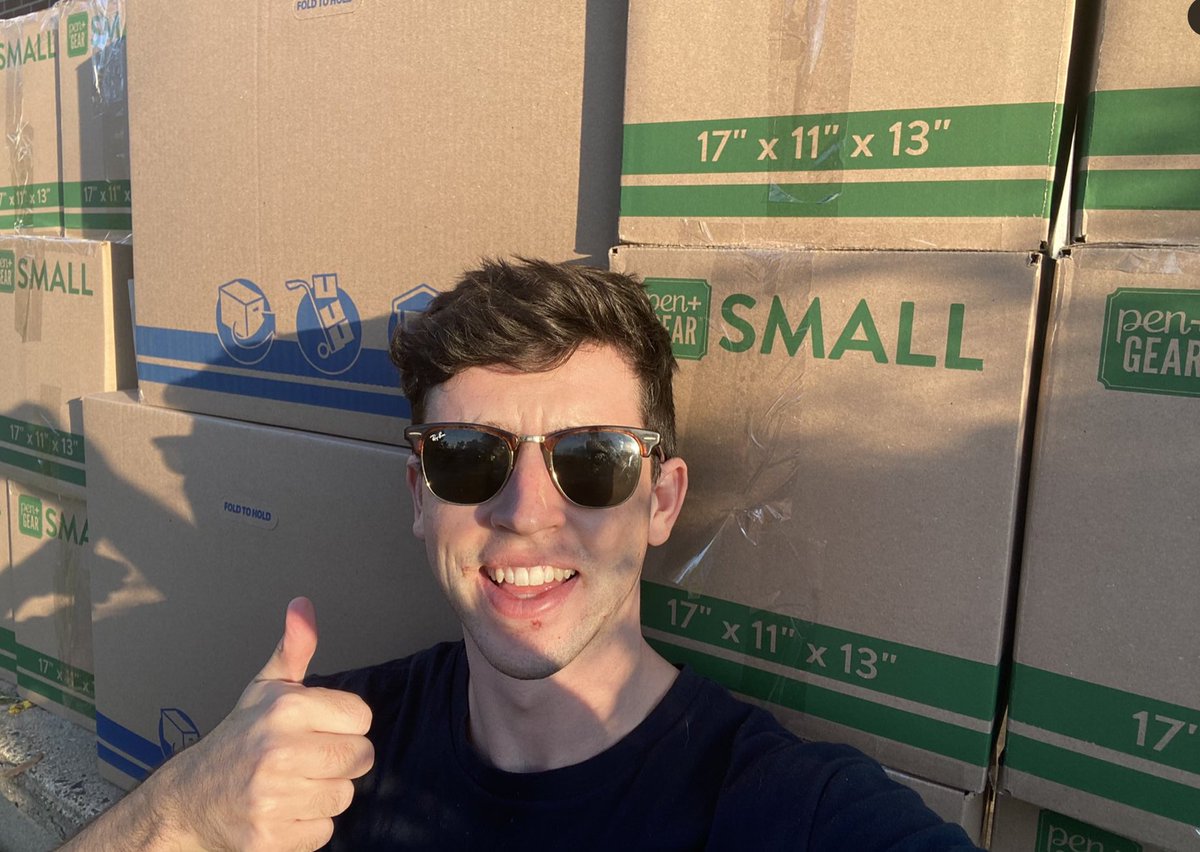 Reselling Nike and LEGO on Amazon helped me retire from the 9-5 at 22 ...