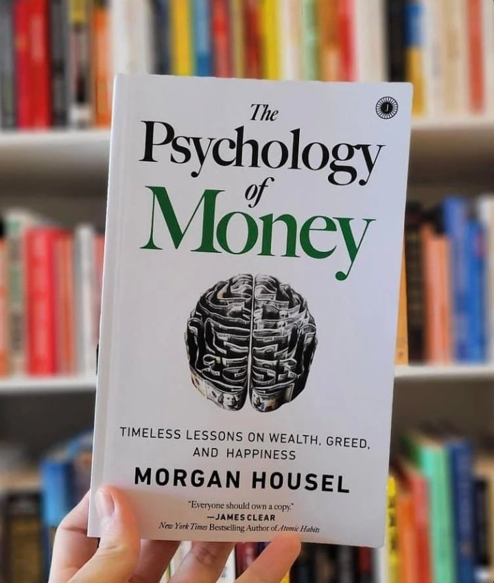 Kuna madini mengi sana kwenye vitabu ila ikiwa tu tutazingatia kuyasoma ...