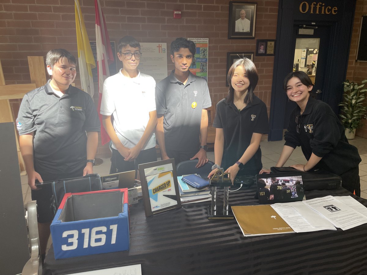 Holy Trinity Catholic Secondary School, Oakville | Halton Catholic ...