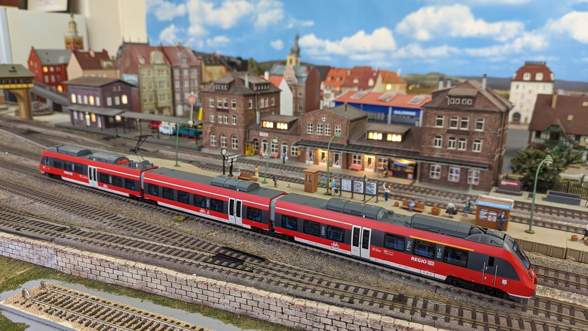 送料無料キャンペーン実施中！（10/1注文分まで） #PIKO ＃HOゲージ PIKOの連接電車が 入荷しています。 #Talent2 ＃ ...