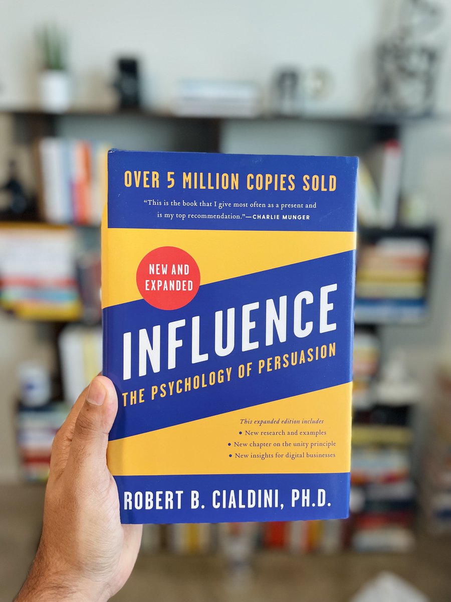 7 books to cultivate a Clear Mind 🧵 1) Think Again by Adam Grant A gem ...