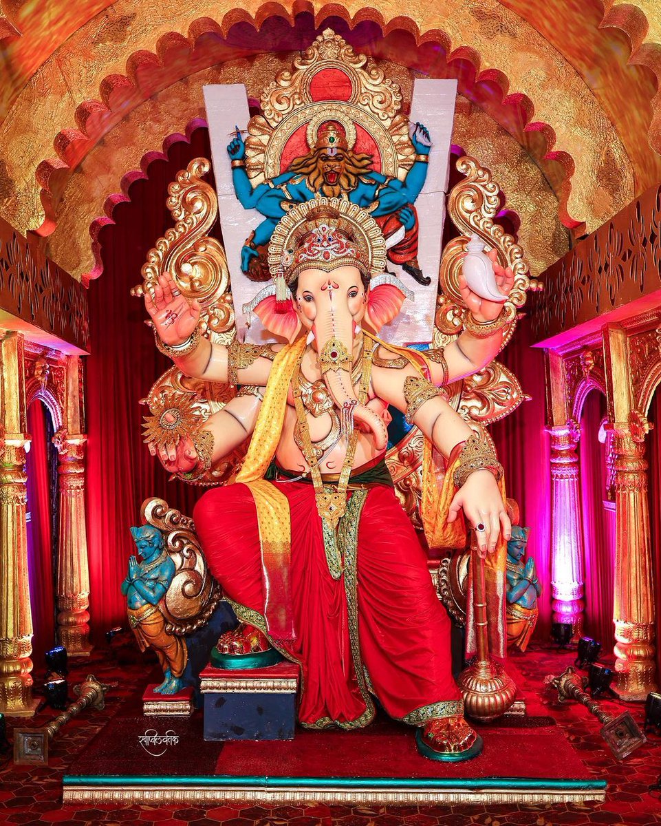 12 Famous Ganesh Pandals in Mumbai 1. Lalbaugcha Raja https://t.co ...