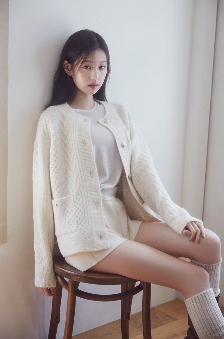 더쿠 - SJSJ 23FW 캠페인 아이브 장원영 새사진.jpg