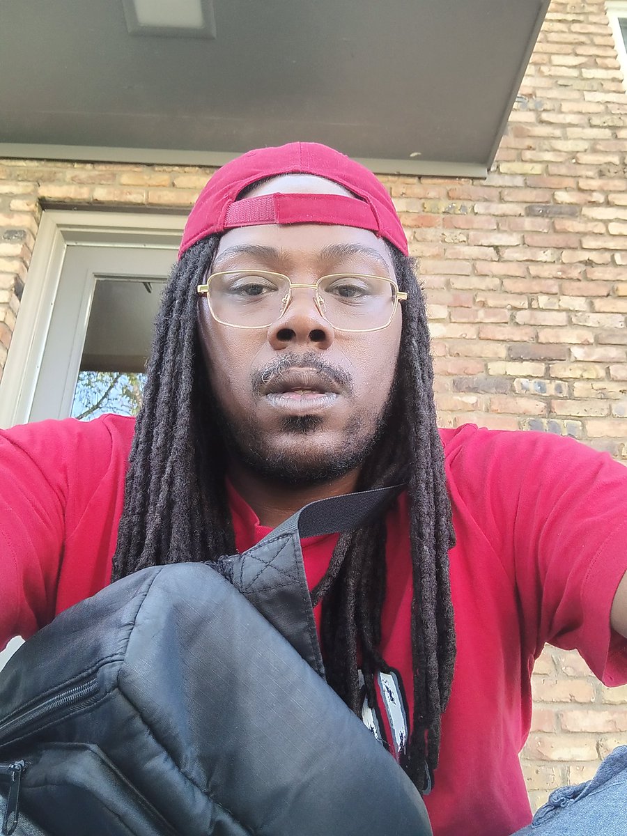 Tavie Smith's Instagram, Twitter & Facebook on IDCrawl