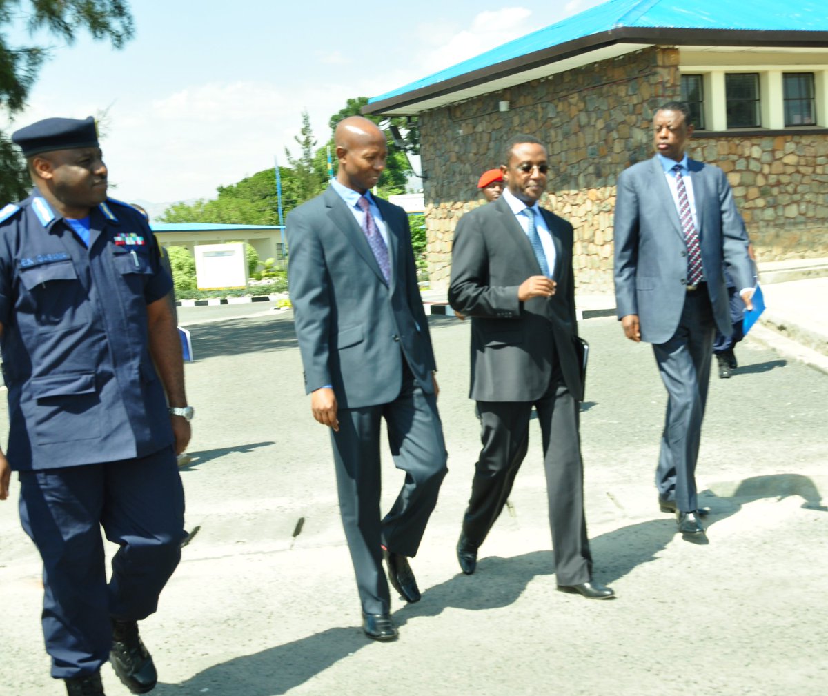 GOOD MORNING RWANDA. 🇷🇼 ️ An Iconic picture of Rwanda leaders in 2009 ...