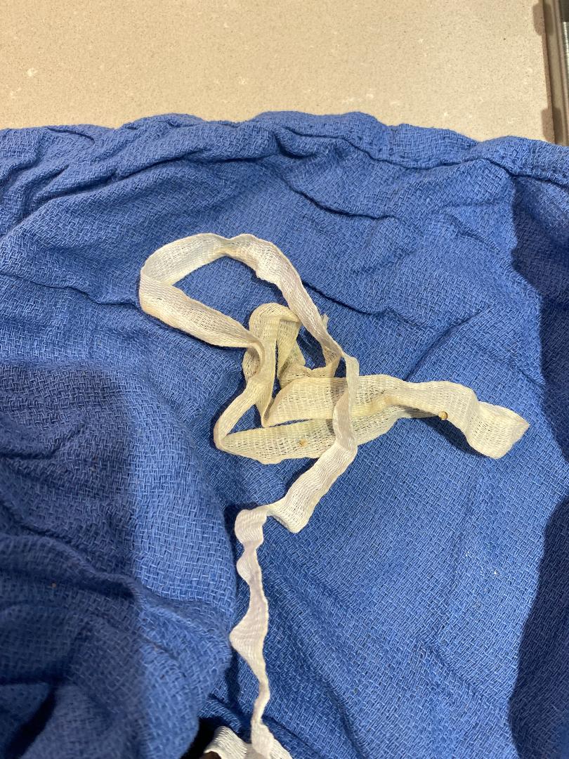 🧵regarding the packing of cavities for hemostasis during surgery: Here ...