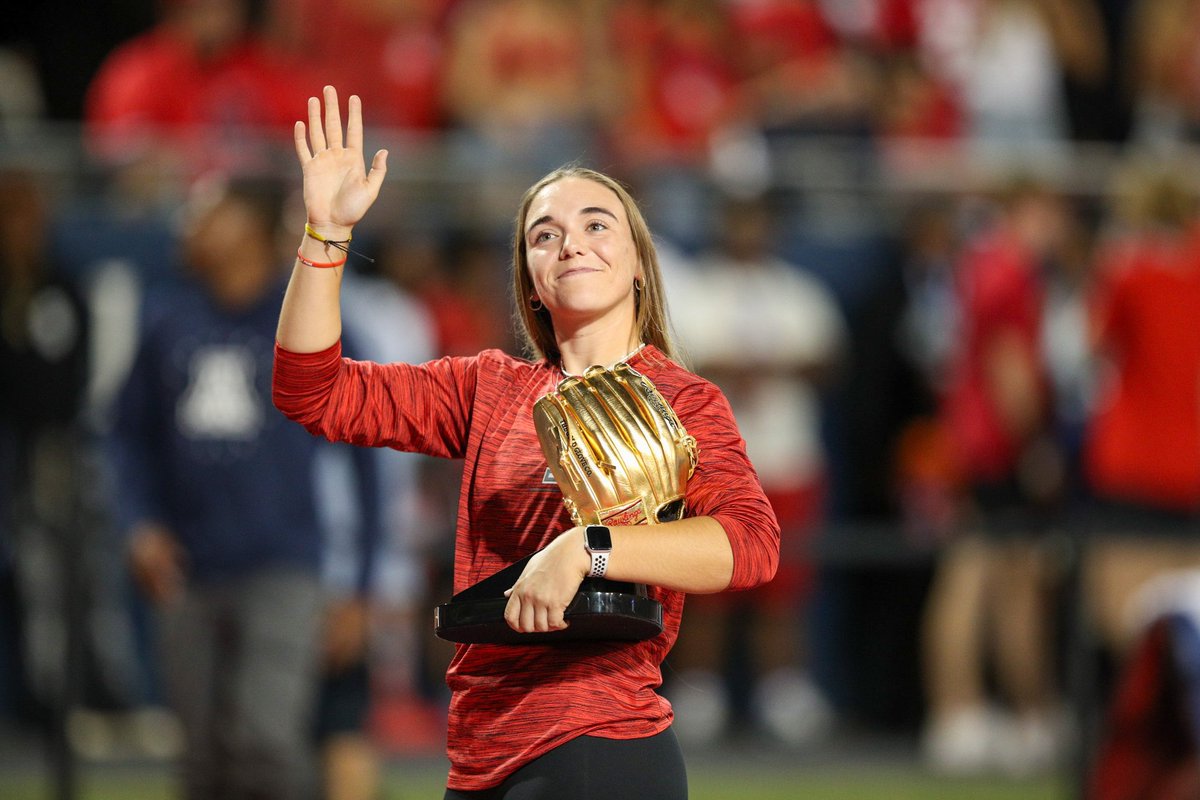 Caitlin Lowe Under Armour