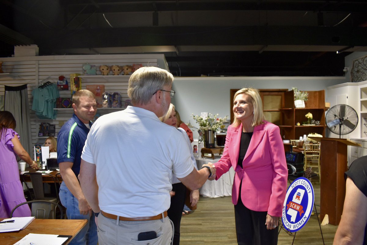 First Lady Elee Reeves - Office of Governor Tate Reeves