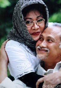 [INDONESIA BERDARAH: MISTERI PEMBUNUHAN MODEL ORDE BARU] Dietje ...