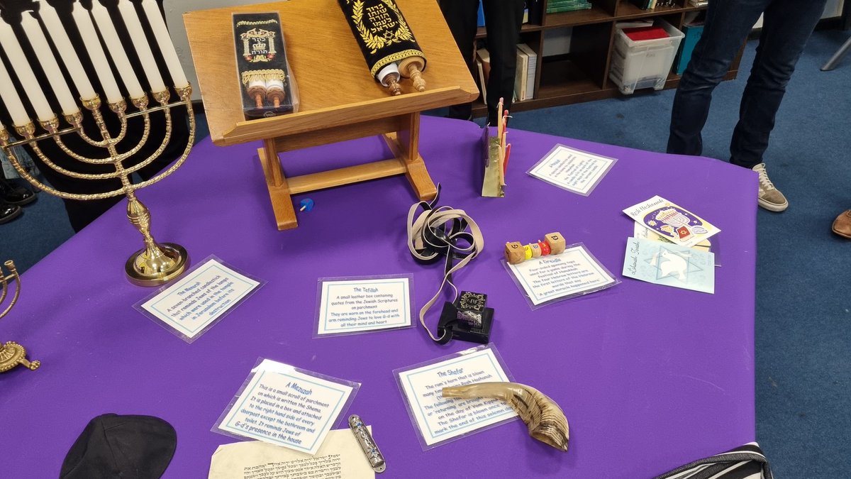 Davenant Foundation School - Home