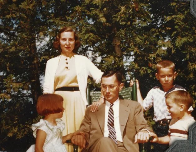 A very short 🧵on the Colby Family Tree: provenance of some truly rotten ...