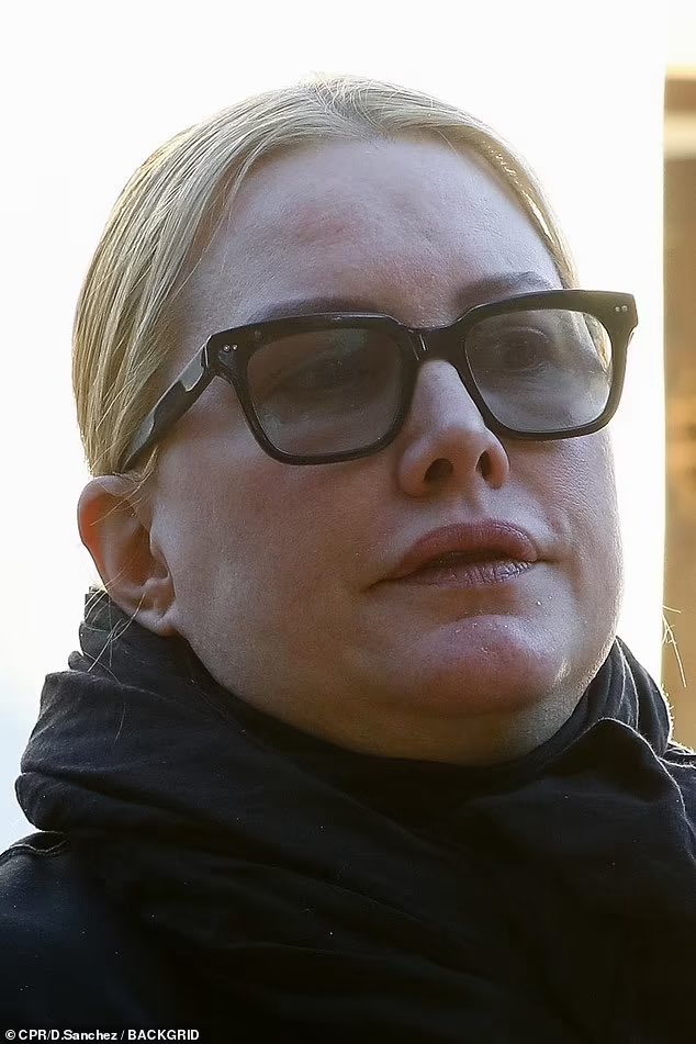 Rebecca Jefferies's Instagram, Twitter & Facebook on IDCrawl